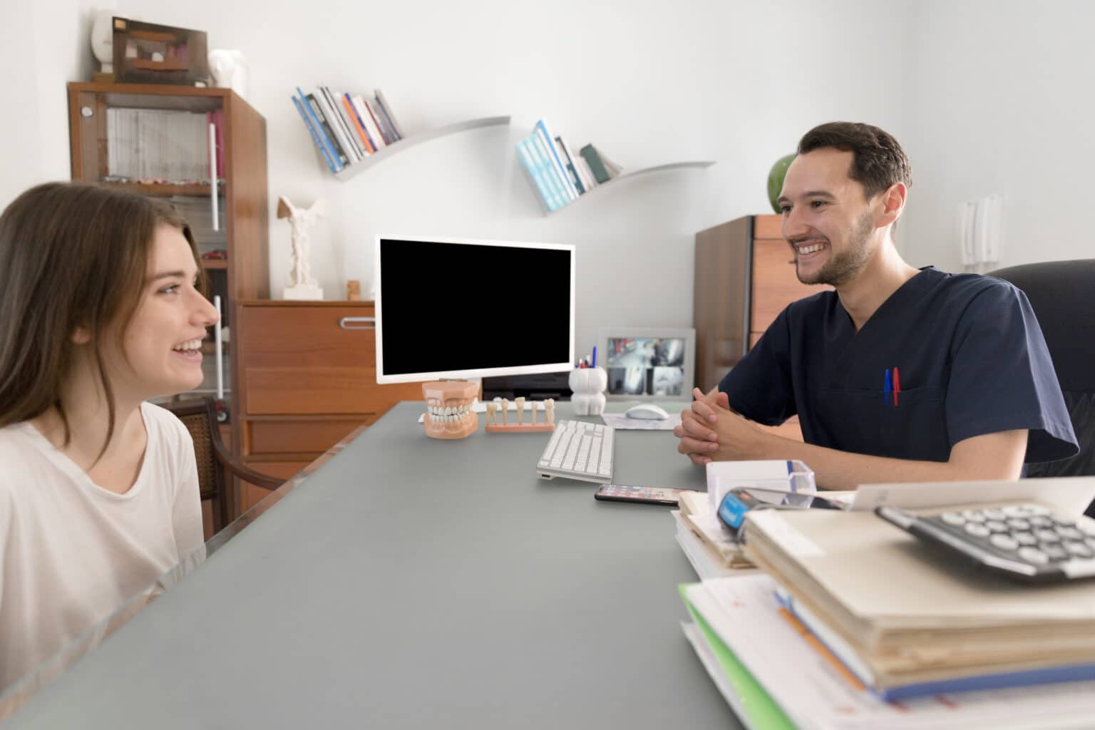 Medical Receptionist Responsibilities and Key Skills