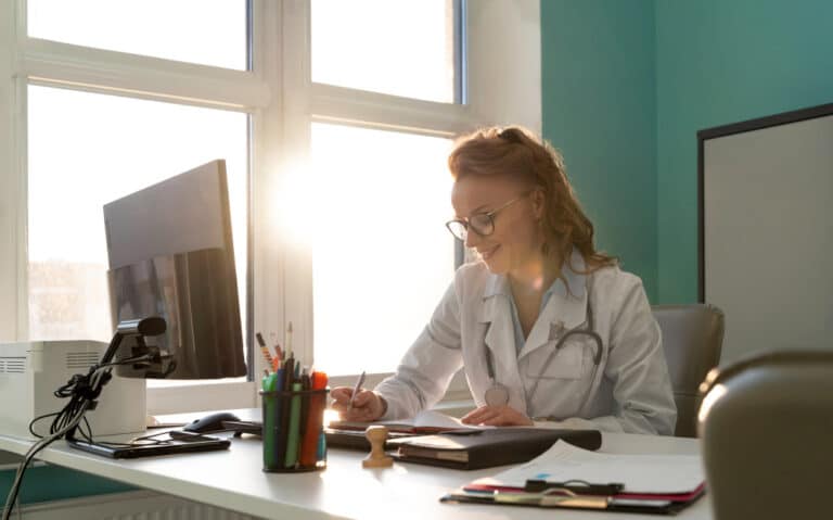 What Is an ER Scribe? A Complete Guide for Healthcare Teams